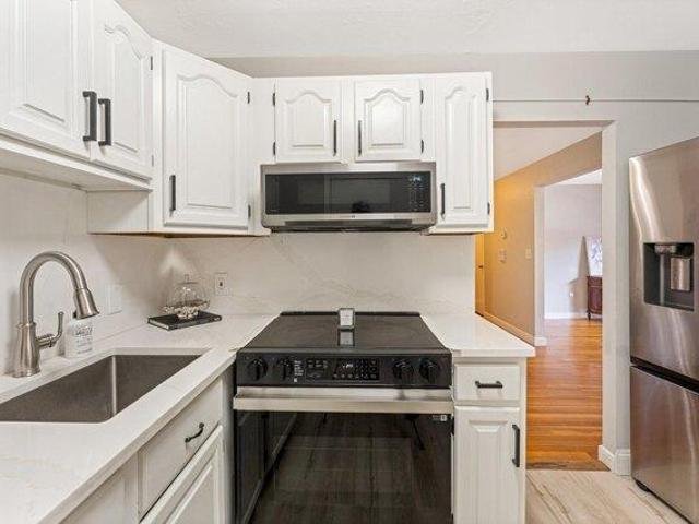condo with 2 bedroom, m NH DS102825283