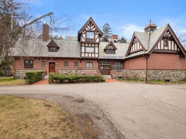condo with 2 bedroom, m NH ES104115260