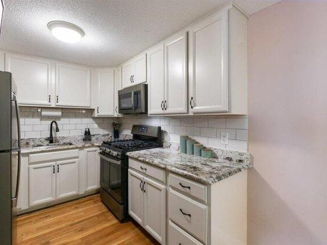 condo with 2 bedroom, m NH ES103163267