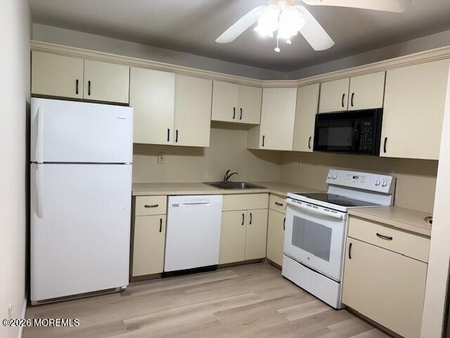 condo with 2 bedroom, Manalapan NJ DLS102562395