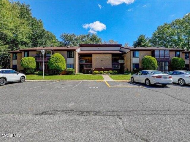condo with 2 bedroom, Manalapan NJ DS101857247