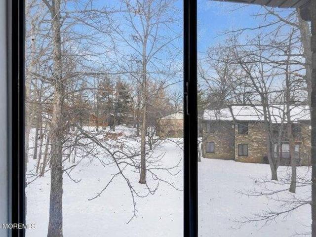 condo with 2 bedroom, Manalapan NJ DS102584982