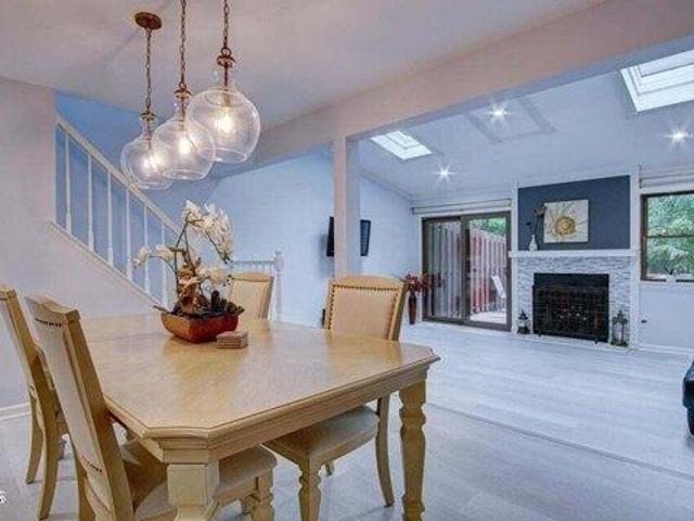 condo with 2 bedroom, Manalapan NJ DS102027033