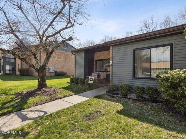 condo with 2 bedroom, Manalapan NJ DS102030227