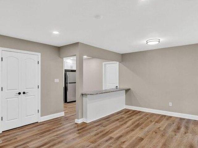 condo with 2 bedroom, Manalapan NJ ES104410061