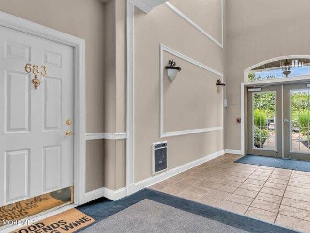 condo with 2 bedroom, Manalapan NJ ES105143667