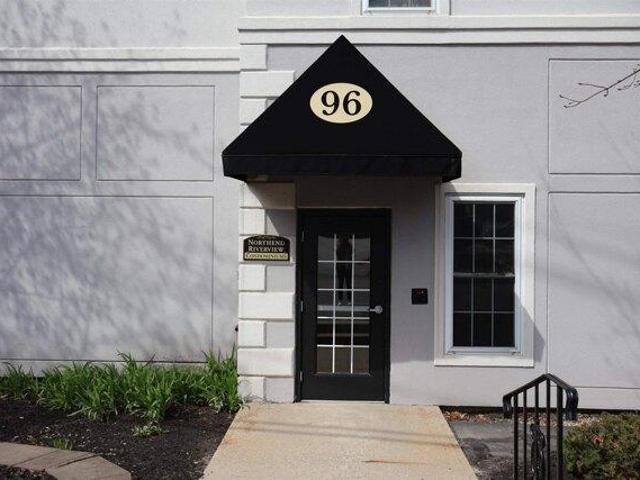 condo with 2 bedroom, Manchester NH DLS102158185