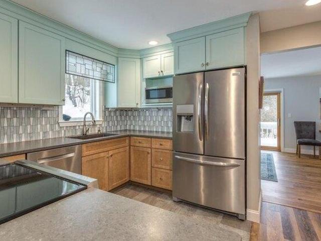 condo with 2 bedroom, Manchester NH DLS103019989