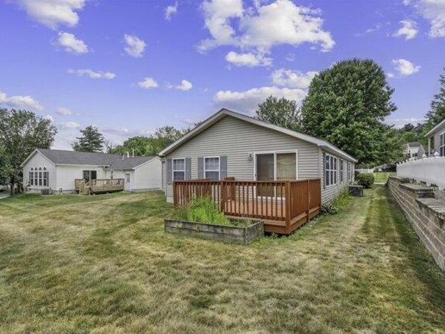 condo with 2 bedroom, Manchester NH ES104442383