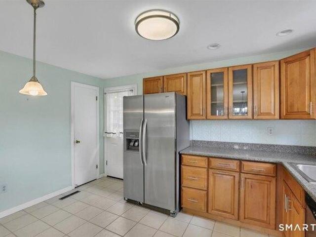 condo with 2 bedroom, Manchester CT ES104190685