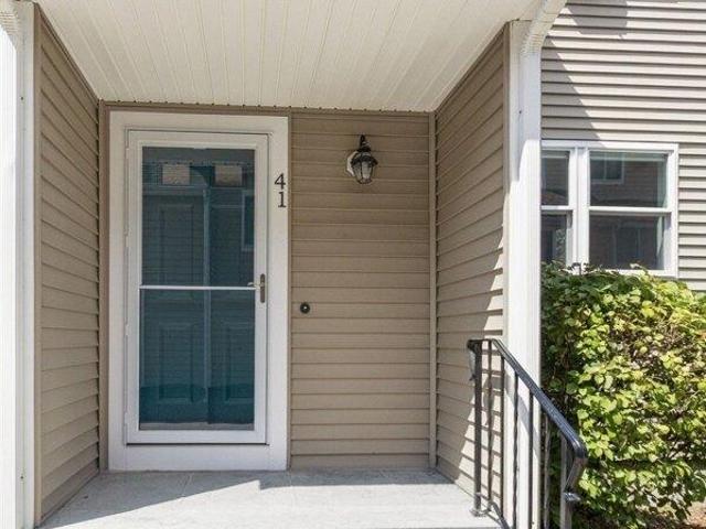 condo with 2 bedroom, Mansfield MA ES105173954