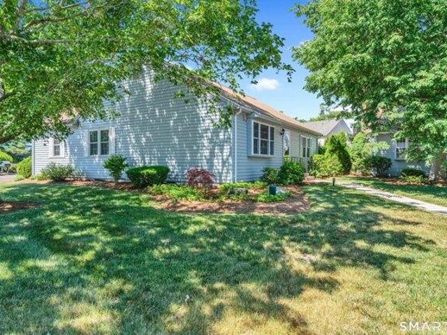 condo with 2 bedroom, Madison CT ES104152151
