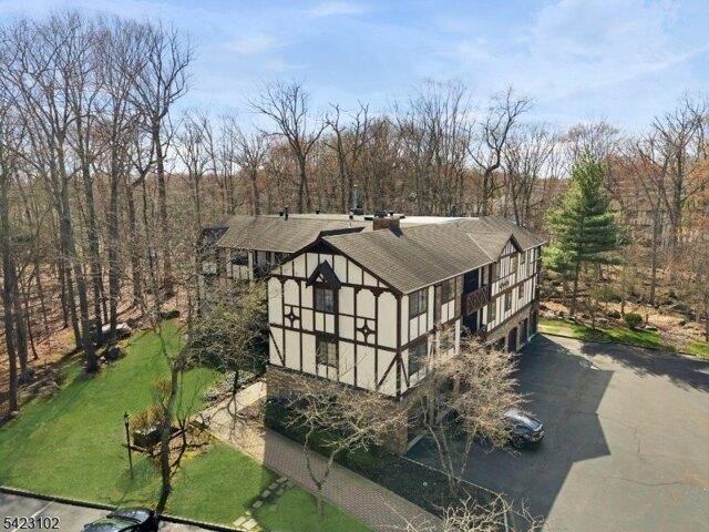 condo with 2 bedroom, Mahwah NJ DLS102799256