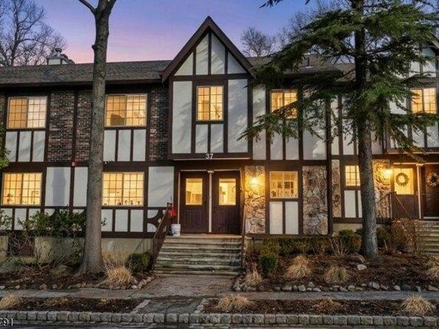condo with 2 bedroom, Mahwah NJ DS102211481