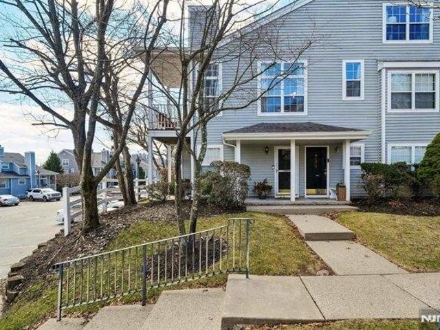 condo with 2 bedroom, Mahwah NJ DS102214342