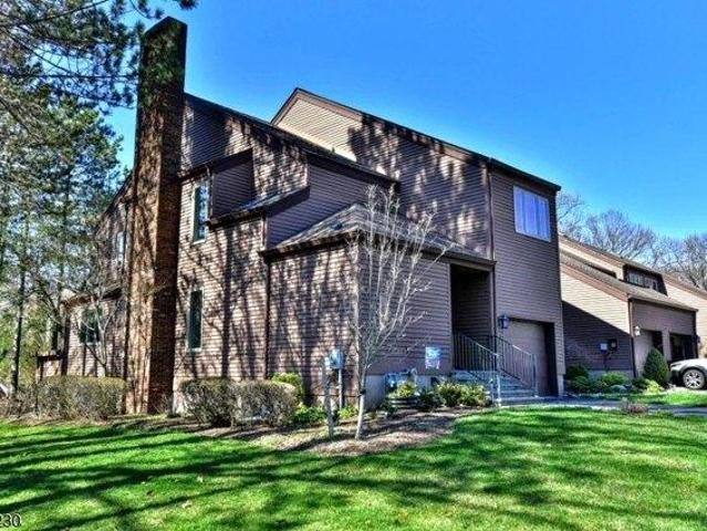 condo with 2 bedroom, Mahwah NJ DS102256520