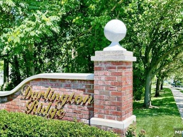 condo with 2 bedroom, Mahwah NJ DS102256308