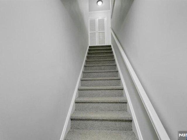condo with 2 bedroom, Mahwah NJ ES104375415