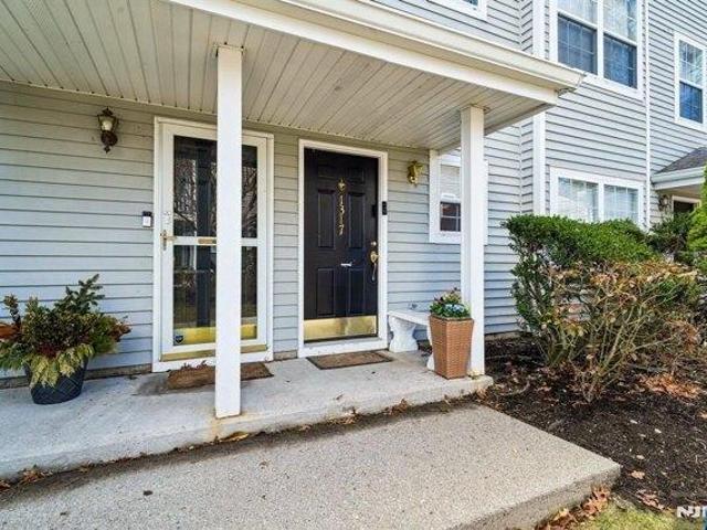 condo with 2 bedroom, Mahwah NJ ES105204571