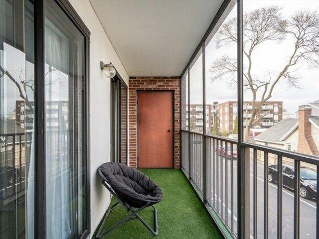condo with 2 bedroom, Malden MA ES103072219