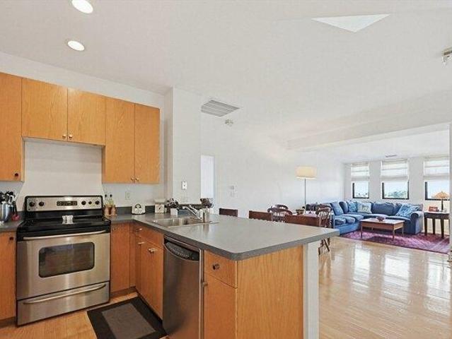 condo with 2 bedroom, Malden MA ES105125442