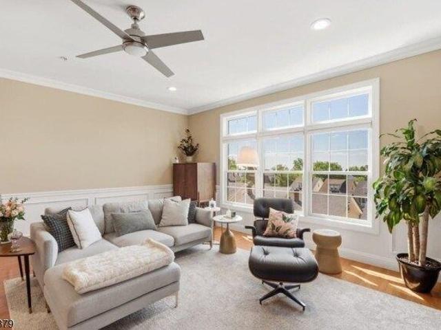 condo with 2 bedroom, Maplewood NJ ES105127131