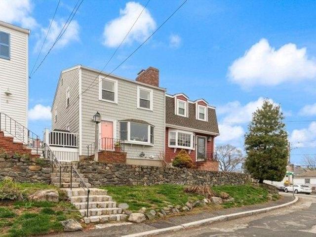condo with 2 bedroom, Marblehead MA DS104238059