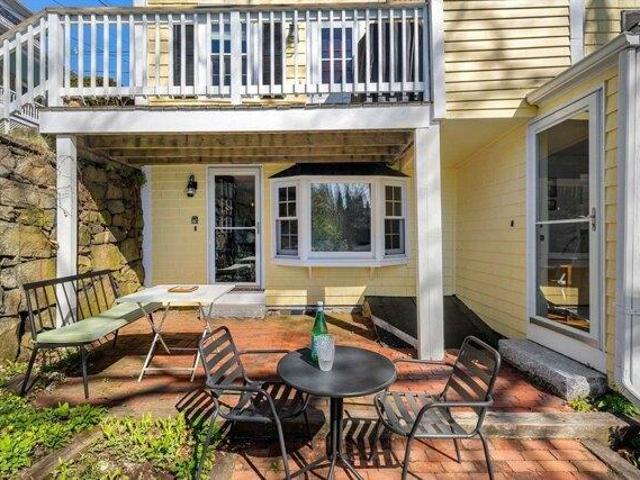 condo with 2 bedroom, Marblehead MA DS102826048