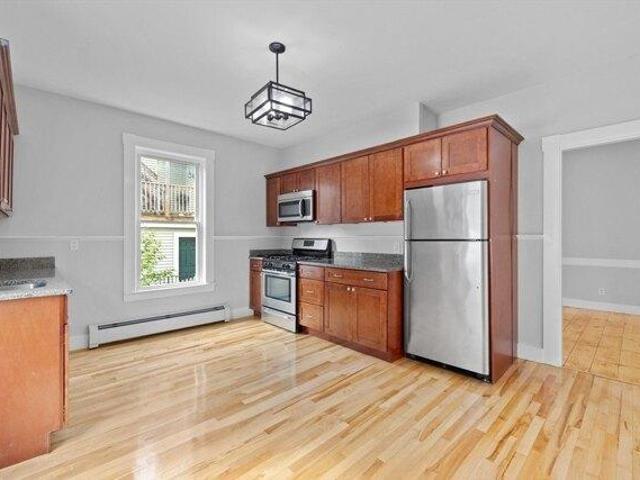 condo with 2 bedroom, Marblehead MA ES105094060