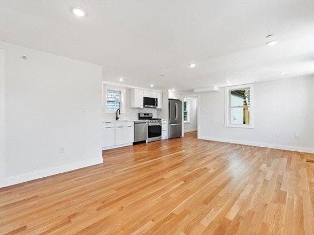 condo with 2 bedroom, Marblehead MA ES105155910