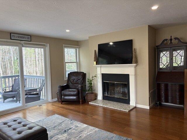 condo with 2 bedroom, Marlborough MA DS103222450