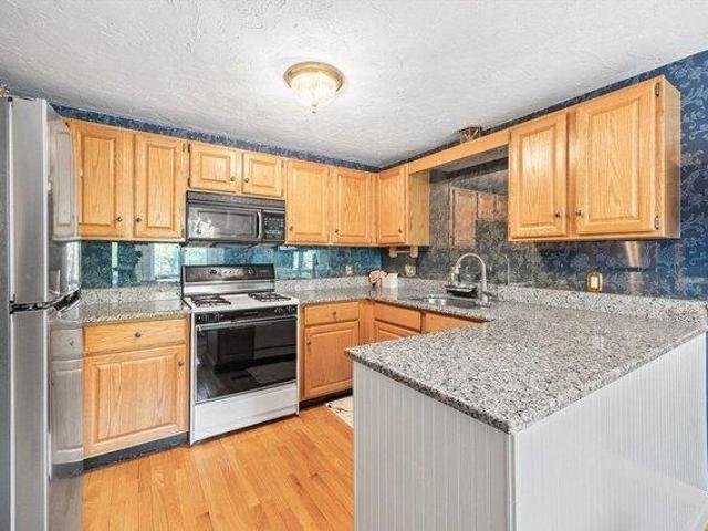 condo with 2 bedroom, Marlborough MA DS104009729