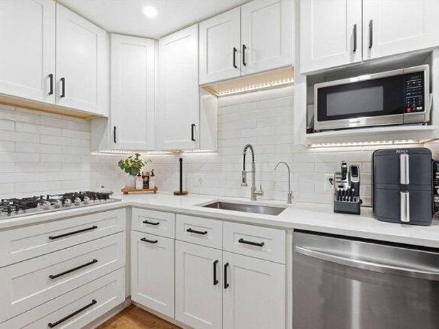 condo with 2 bedroom, Marlborough MA ES103184822