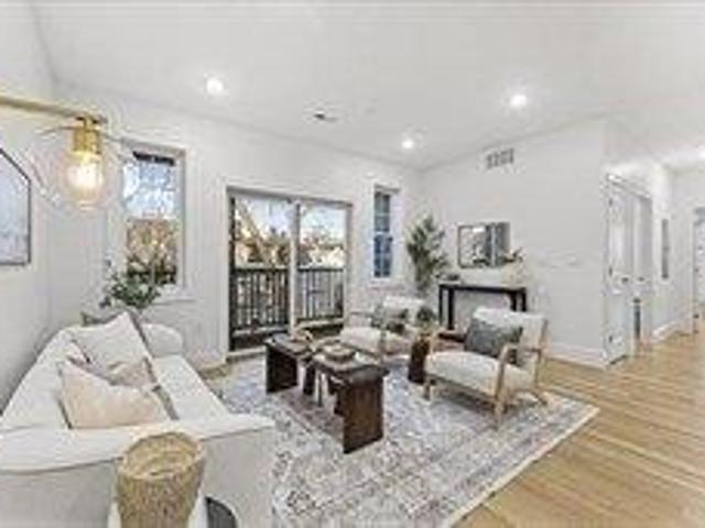 condo with 2 bedroom, Marlborough MA ES103186257