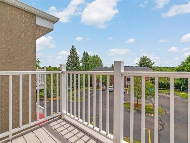 condo with 2 bedroom, Marlborough MA ES103248932