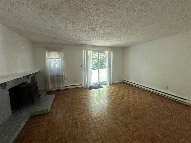 condo with 2 bedroom, Marlborough MA ES103969496