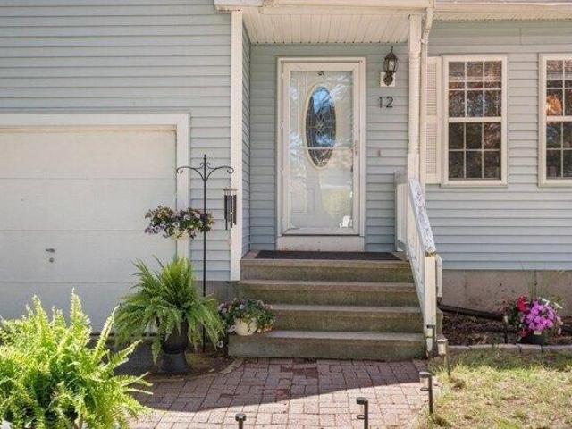 condo with 2 bedroom, Marlborough MA ES104905565