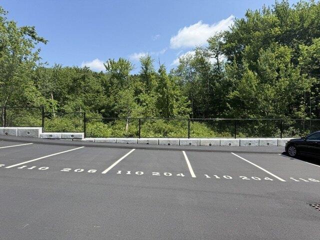 condo with 2 bedroom, Marlborough MA ES105059181