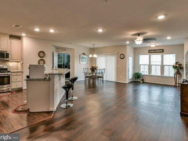 condo with 2 bedroom, Marriottsville MD DS103604751