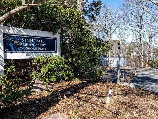 condo with 2 bedroom, Mashpee MA DLS102119804