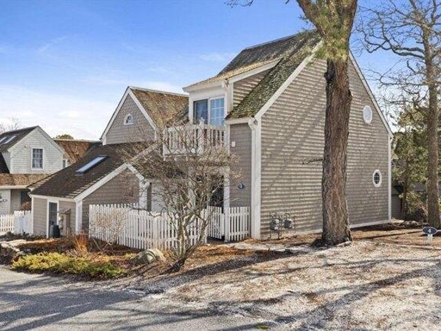 condo with 2 bedroom, Mashpee MA ES104296266