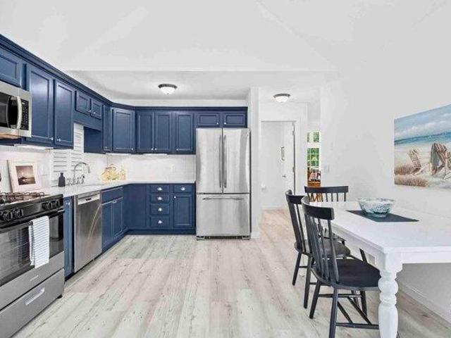 condo with 2 bedroom, Mashpee MA ES104410847