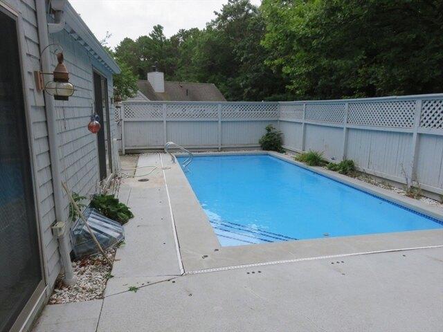condo with 2 bedroom, Mashpee MA ES105094756