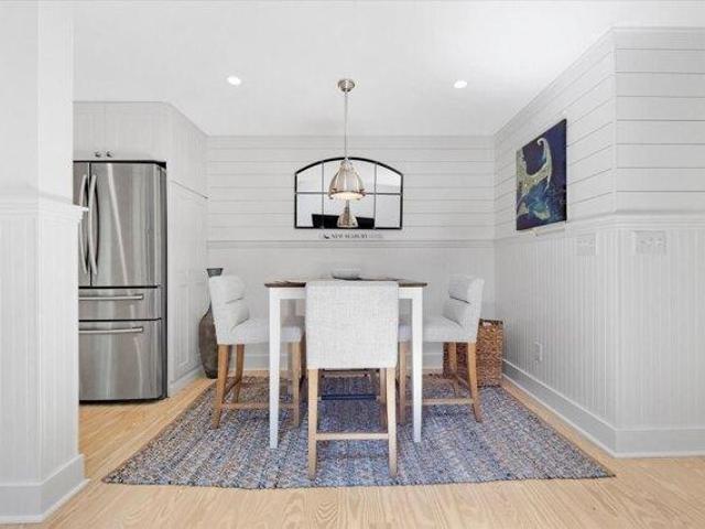 condo with 2 bedroom, Mashpee MA ES105109584