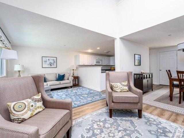 condo with 2 bedroom, Mashpee MA ES105109658