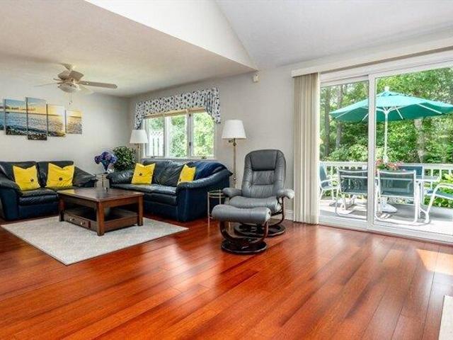 condo with 2 bedroom, Mashpee MA ES105113948