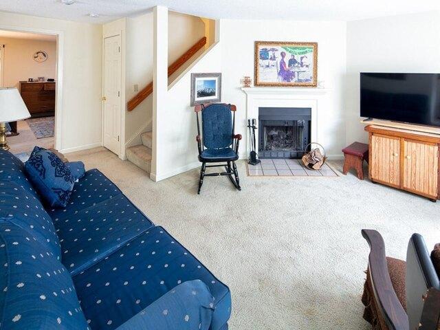 condo with 2 bedroom, Mashpee MA ES105127637