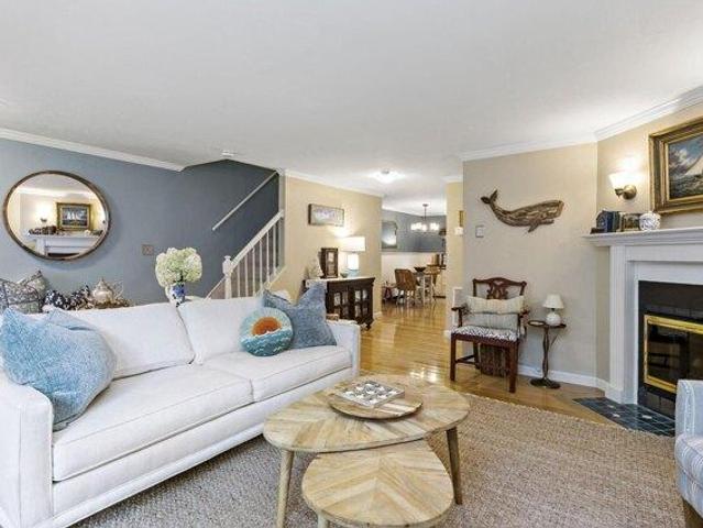 condo with 2 bedroom, Mashpee MA ES105173234