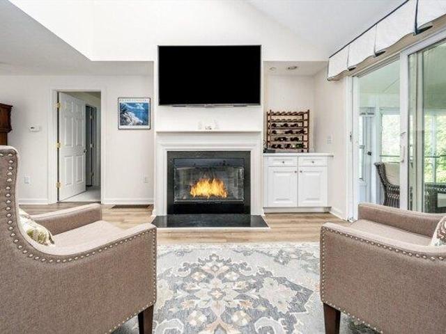 condo with 2 bedroom, Mashpee MA ES105192176
