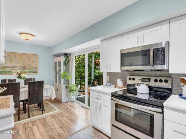 condo with 2 bedroom, Matawan NJ ES104408432